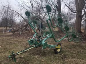 SOLD - JD 702 8-wheel hay rake Hay and Forage | Tractor Zoom