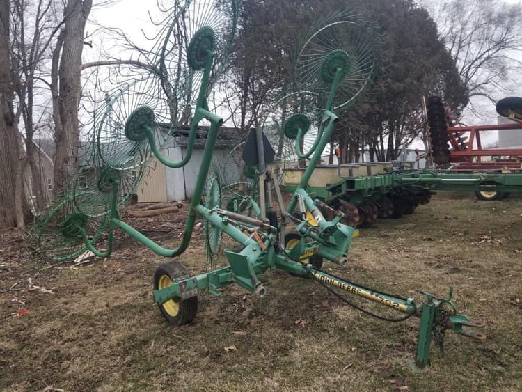 John Deere 702 Hay and Forage Hay - Rakes/Tedders for Sale | Tractor Zoom
