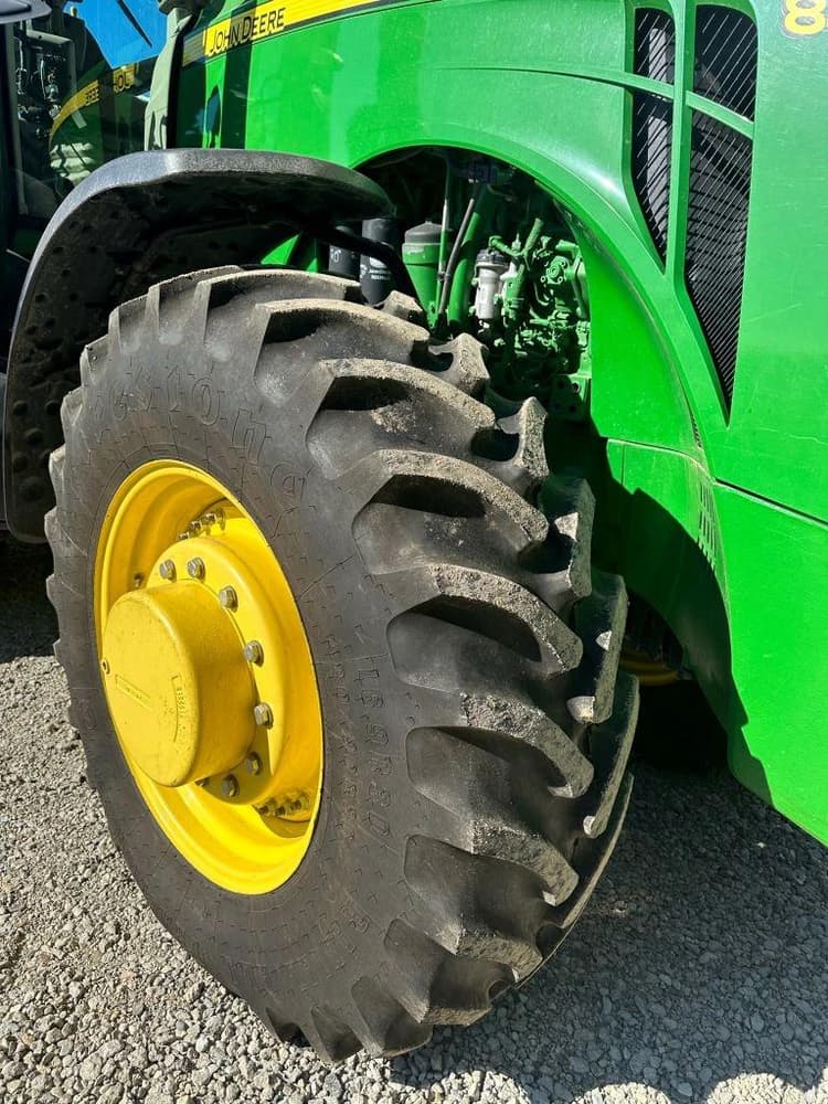 John Deere 8260R Tractors 175 to 299 HP for Sale | Tractor Zoom