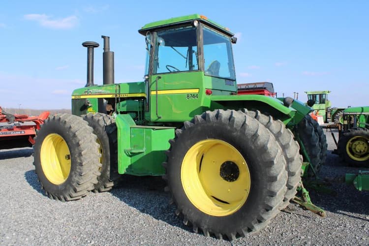 John Deere 8430 Tractors 300 to 424 HP for Sale | Tractor Zoom
