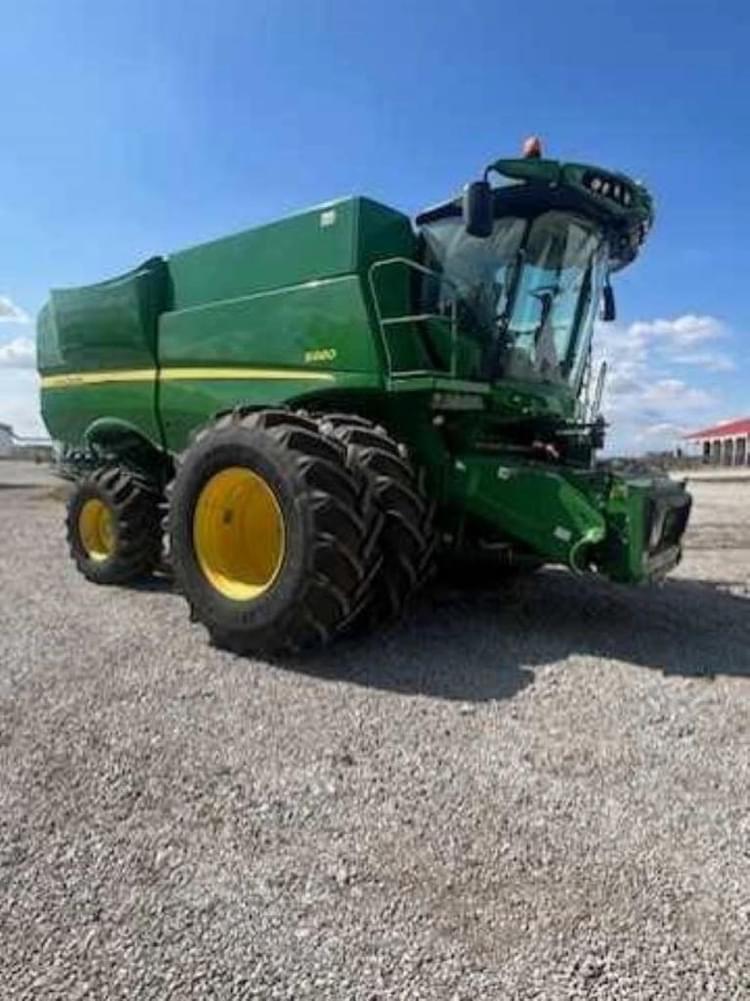 SOLD - John Deere S660 Combines Class 6 | Tractor Zoom