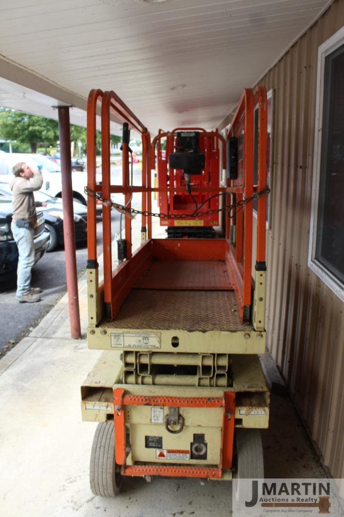 JLG 1532 Construction Aerial Lifts for Sale | Tractor Zoom