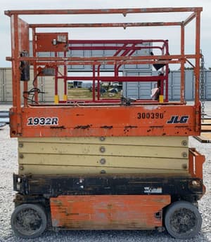 SOLD - JLG 1932R Lot No. 238596 Construction with 269 Hrs | Tractor Zoom