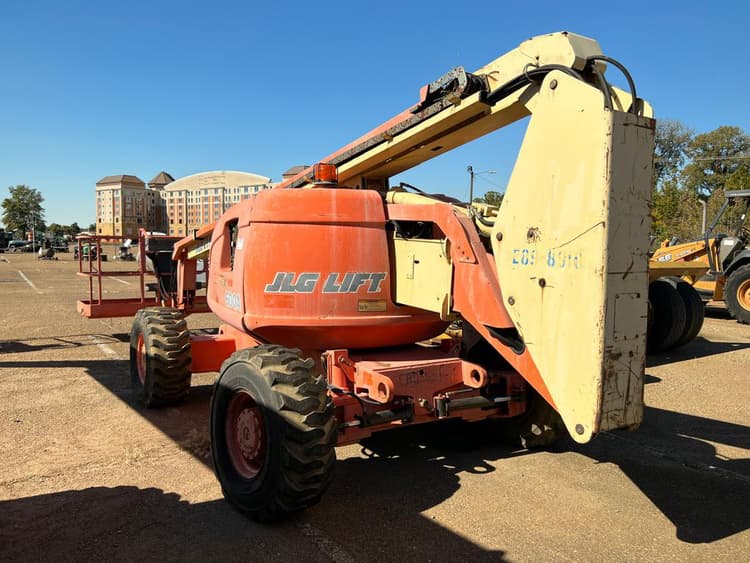 SOLD - JLG 600A Construction Aerial Lifts | Tractor Zoom