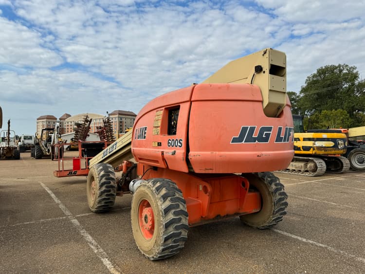 JLG 600S Construction Aerial Lifts for Sale | Tractor Zoom