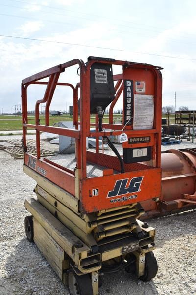 SOLD - JLG 1932E2 Construction with 2,002 Hrs | Tractor Zoom