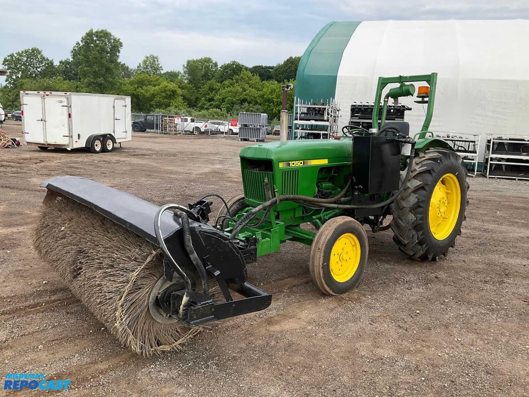 John Deer 1050 Tractor Tractors For Sale with 297 Hrs | Tractor Zoom