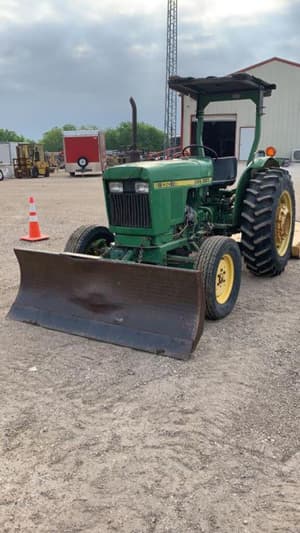 SOLD - John Deere 1050 w/JD 5' Blade Tractors with 37 HP | Tractor Zoom