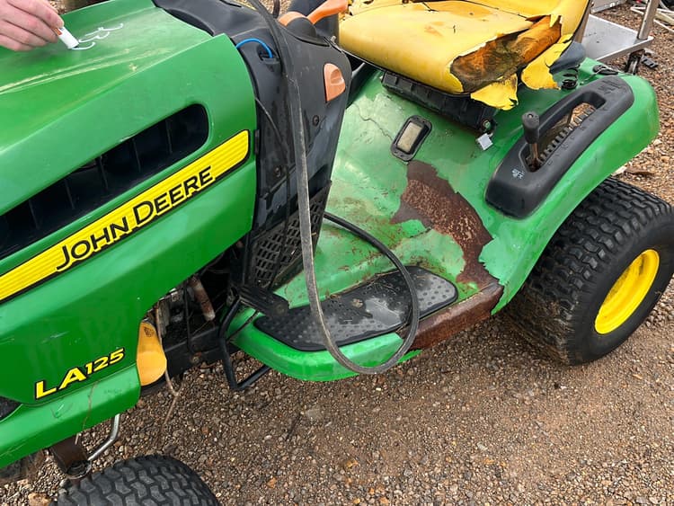 John Deere LA125 Other Equipment Turf for Sale | Tractor Zoom