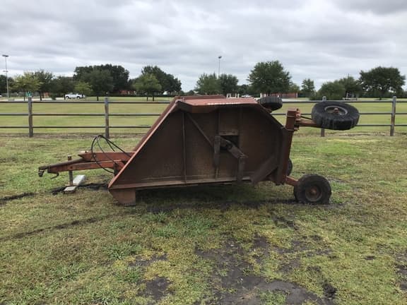 SOLD - Mohawk 1360 Hay and Forage Mowers - Batwing | Tractor Zoom