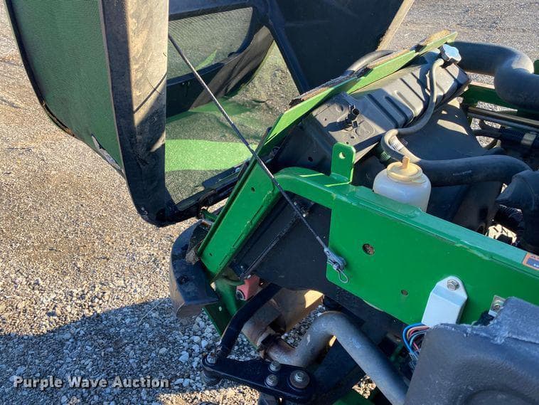 Tractor Zoom - John Deere 1445 Series II