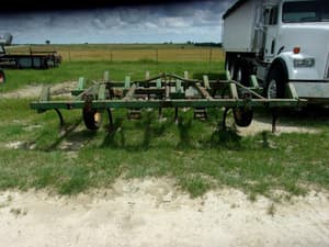 SOLD - John Deere 1600 Chisel Plow Tillage with --- In | Tractor Zoom