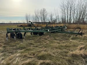SOLD - John Deere 1610 Lot No. 1502 Tillage with 35 ft | Tractor Zoom