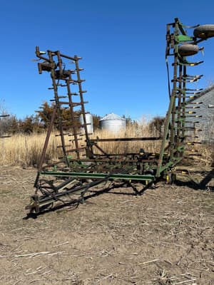 SOLD - John Deere 1610 Lot No. 7533 Tillage with 36 ft | Tractor Zoom