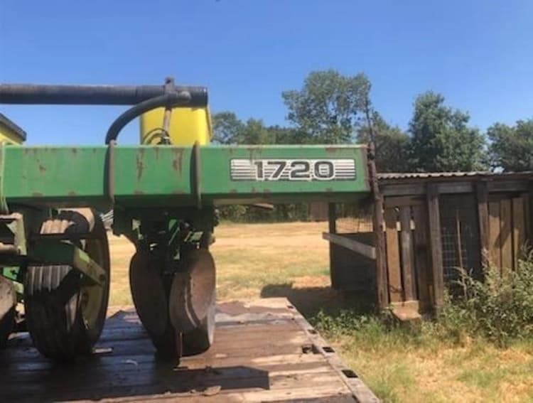 John Deere 1720 Planting Planters for Sale | Tractor Zoom