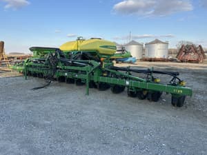 John Deere 1725 Lot No. 1177 Planting For Sale with 16 Rows | Tractor Zoom