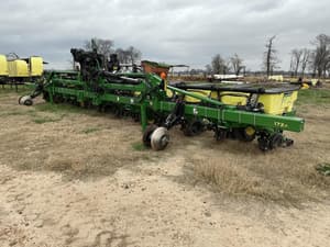 SOLD - John Deere 1725 Lot No. 133 Planting with --- Rows | Tractor Zoom