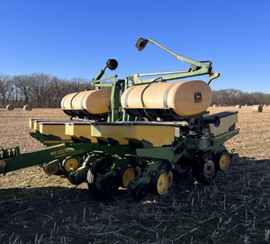 SOLD - John Deere 1760 Planting with 12 Rows | Tractor Zoom
