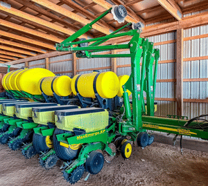 SOLD - John Deere 1770 Planting with 16 Rows | Tractor Zoom