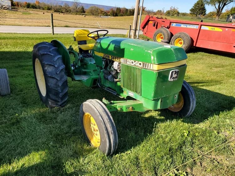 SOLD - John Deere 2040 Tractors 40 to 99 HP | Tractor Zoom