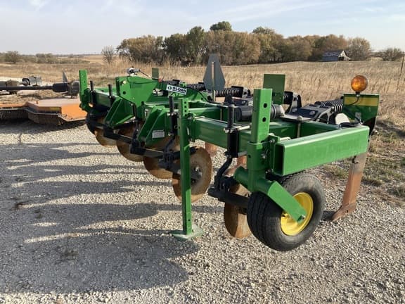 John Deere 2100 Tillage Rippers for Sale | Tractor Zoom