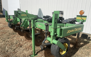 SOLD - John Deere 2100 Tillage with 5 Shanks | Tractor Zoom