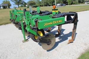 SOLD - John Deere 2100 inline ripper Tillage with --- Shanks | Tractor Zoom