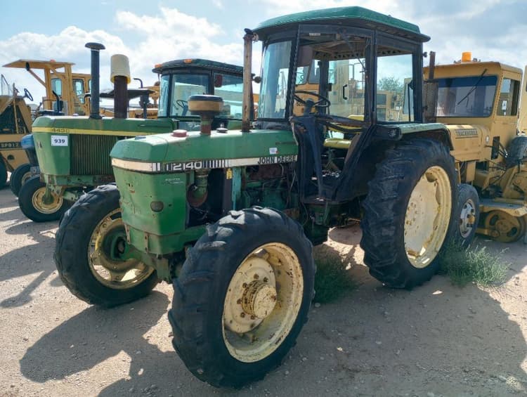 SOLD - John Deere 2140 Tractors 40 to 99 HP | Tractor Zoom
