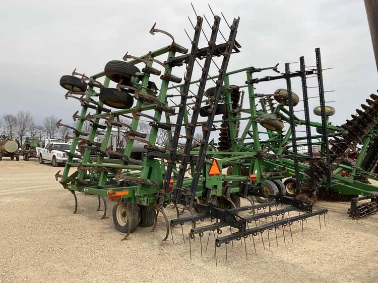 John Deere 2210 Tillage Field Cultivators for Sale | Tractor Zoom