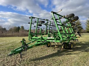 John Deere 2210L Lot No. 168 Tillage For Sale with 28 ft | Tractor Zoom