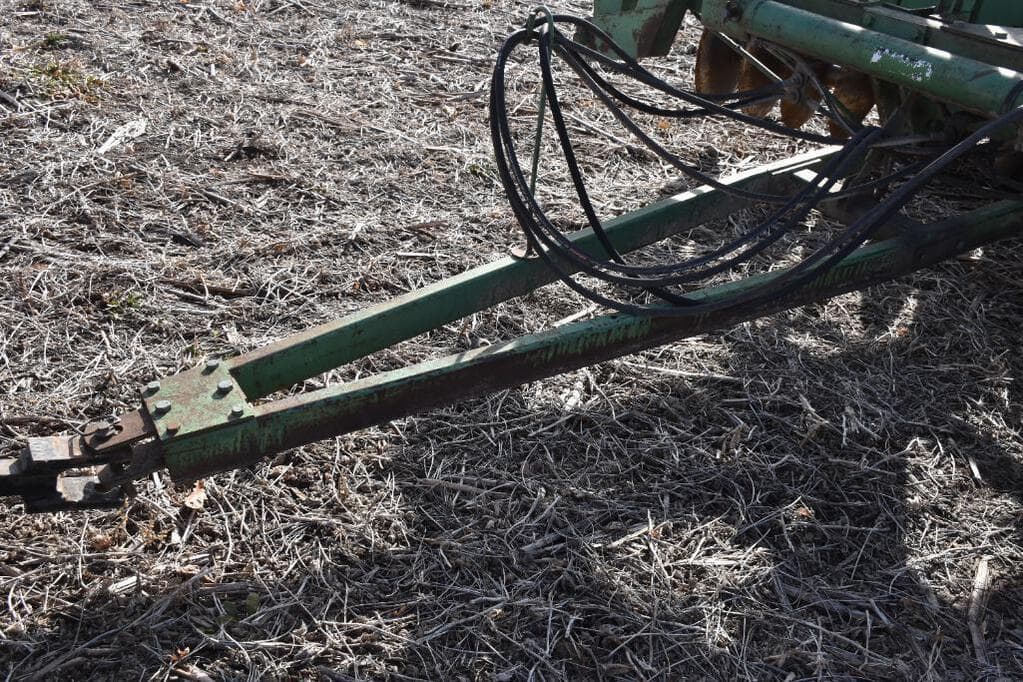 Tractor Zoom - John Deere 230