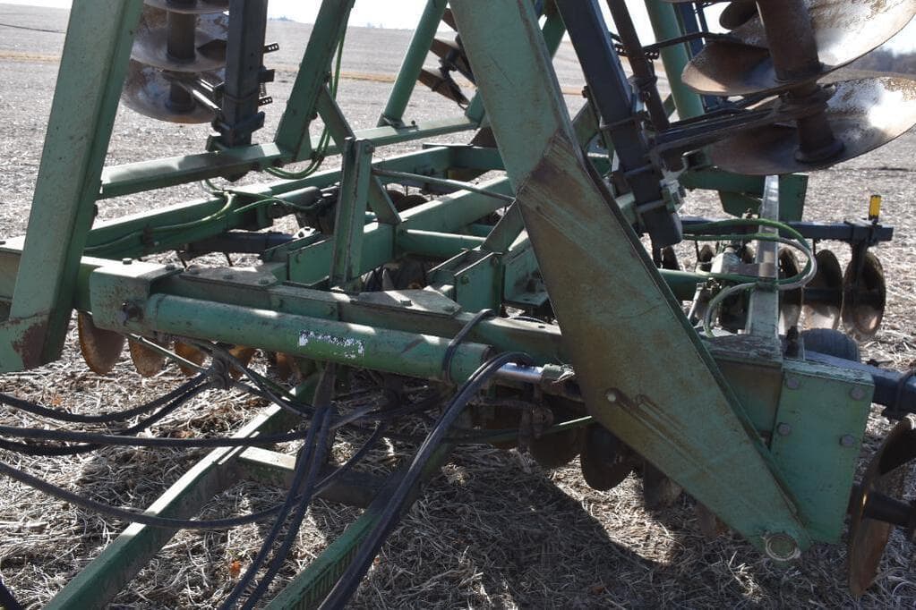 Tractor Zoom - John Deere 230