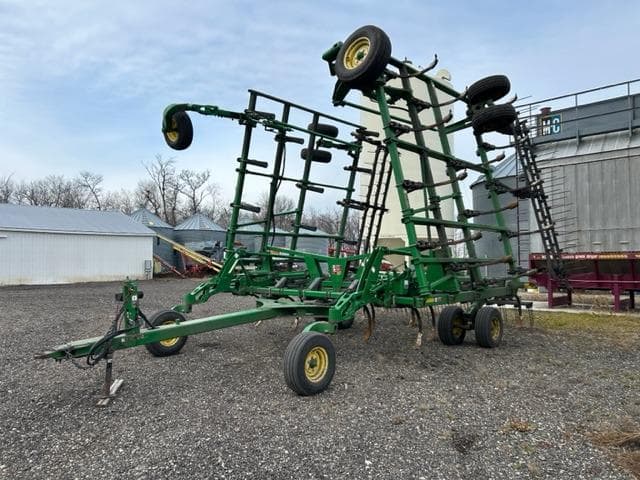 John Deere 2410 Tillage Chisel Plows for Sale | Tractor Zoom