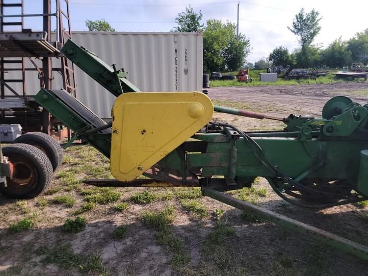 John Deere 24T Hay and Forage Balers - Square for Sale | Tractor Zoom