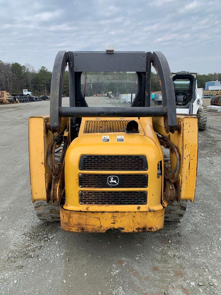 John Deere 250 Series II Construction Skid Steers for Sale | Tractor Zoom