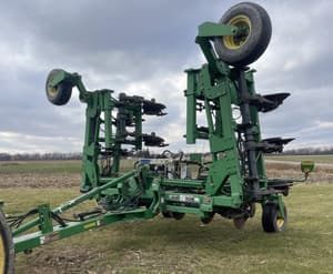 SOLD - John Deere 2510H applicator (KS1924) Chemical Applicators with ...