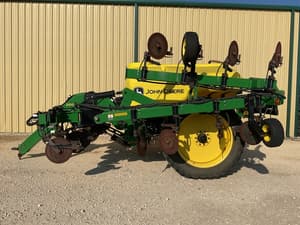 SOLD - John Deere 2510L Stock No. 4322501 Chemical Applicators with ...