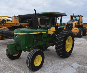 SOLD - John Deere 2640 Lot No. 212 Tractors with 7,582 Hrs | Tractor Zoom