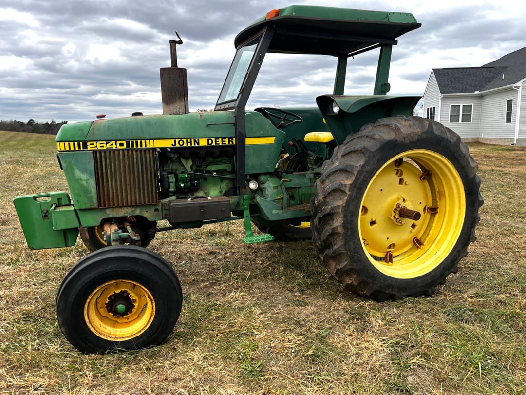 John Deere 2640 Lot No. 4 Tractors For Sale with 9,441 Hrs | Tractor Zoom