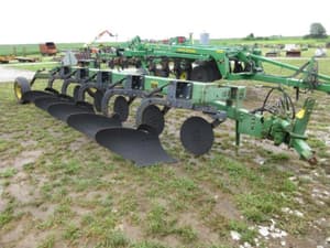 SOLD - John Deere 2700 Lot No. 119 Tillage with 5 Bottoms | Tractor Zoom
