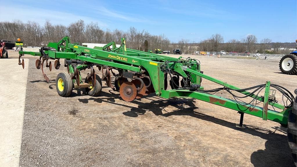 John Deere 2700 Tillage Disk Rippers for Sale | Tractor Zoom