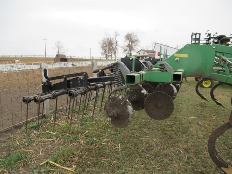 John Deere 2700 Tillage Disk Rippers for Sale | Tractor Zoom