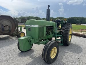 SOLD - John Deere 2840 Lot No. 18876 Tractors with 89 HP | Tractor Zoom