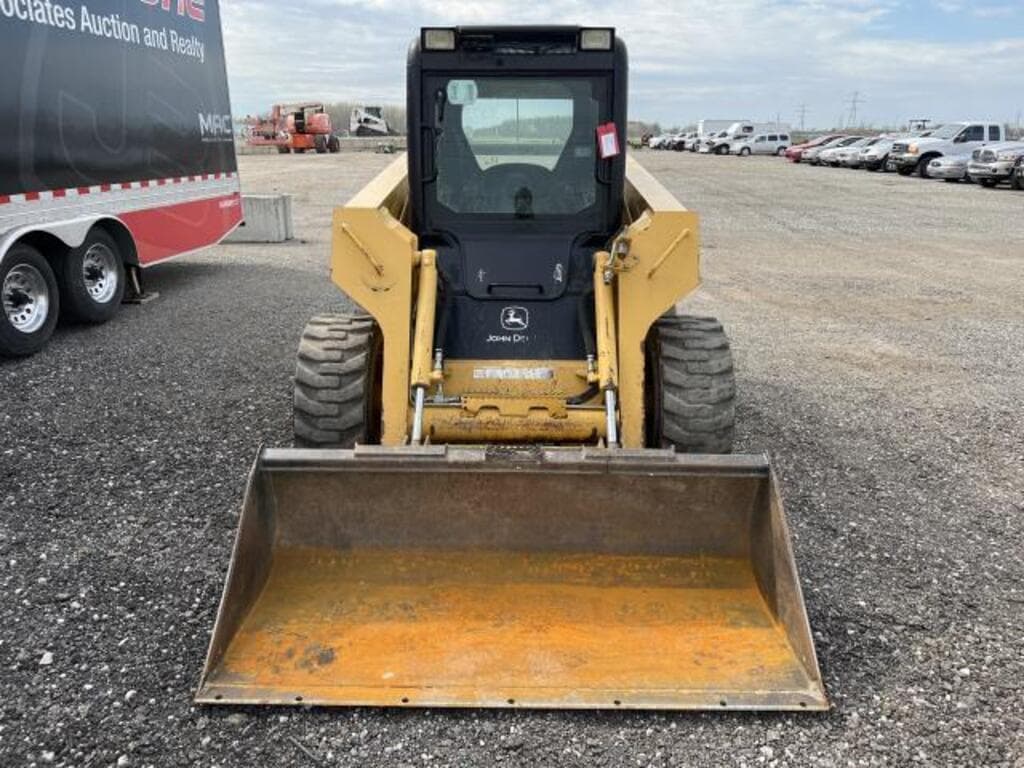 John Deere 325 Construction Skid Steers for Sale | Tractor Zoom