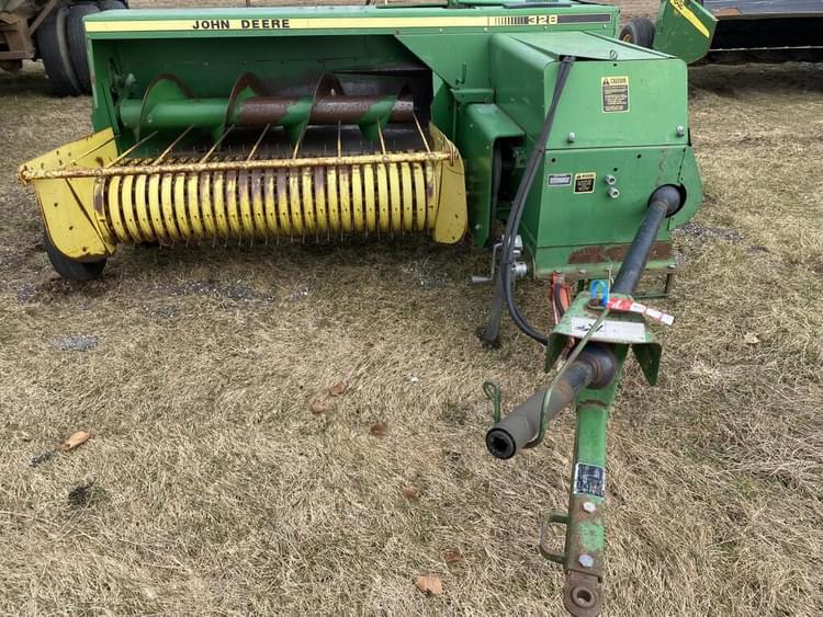John Deere 328 Hay and Forage Balers - Square for Sale | Tractor Zoom