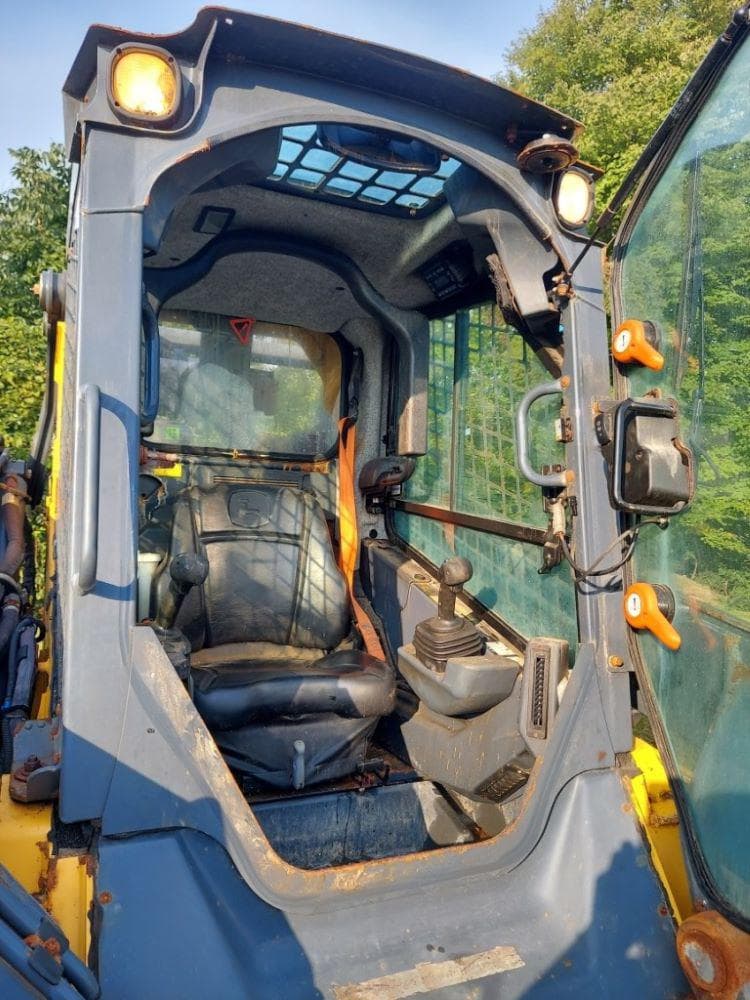 John Deere 332G Construction Skid Steers for Sale | Tractor Zoom