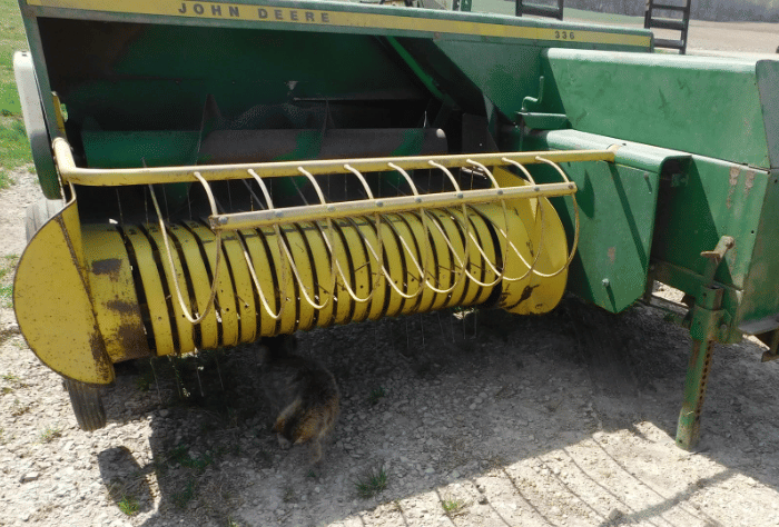 John Deere 336 Hay and Forage Balers - Square for Sale | Tractor Zoom