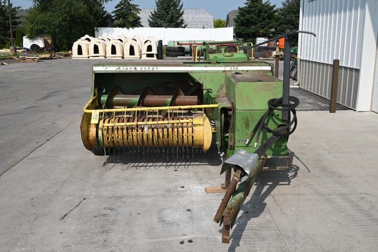 John Deere 336 Hay and Forage Balers - Square for Sale | Tractor Zoom