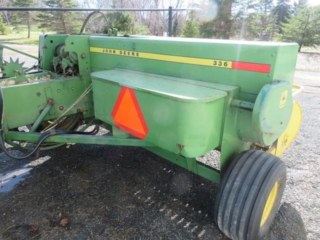 John Deere 336 Hay and Forage Balers - Square for Sale | Tractor Zoom
