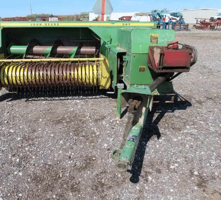 John Deere 347 Hay and Forage Balers - Square for Sale | Tractor Zoom